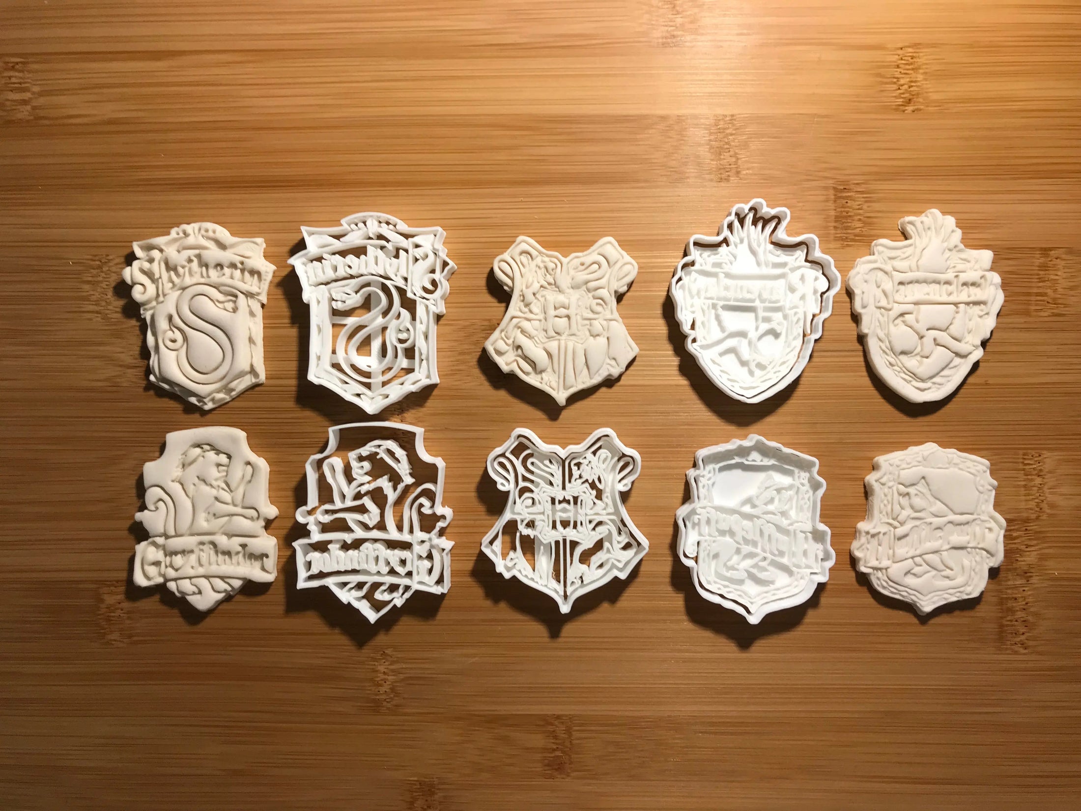 4 HOUSES + 1 Hog. Crest - Harry Potter-inspired Cookie – MEG cookie cutters